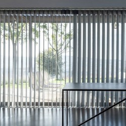 Stores Verticaux - Batistock